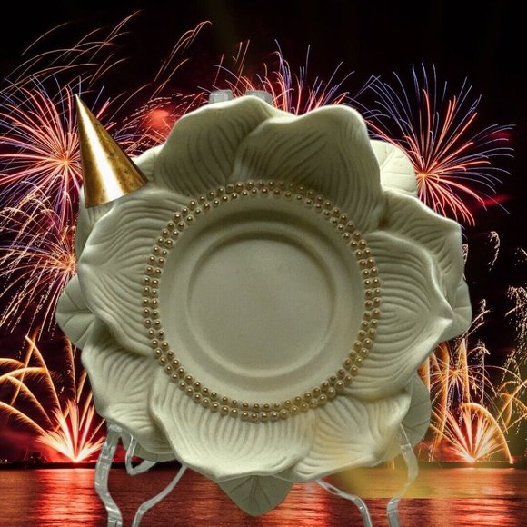 PartyLite | Accents | Retired Party Lite Porcelain Magnolia Lotus ...
